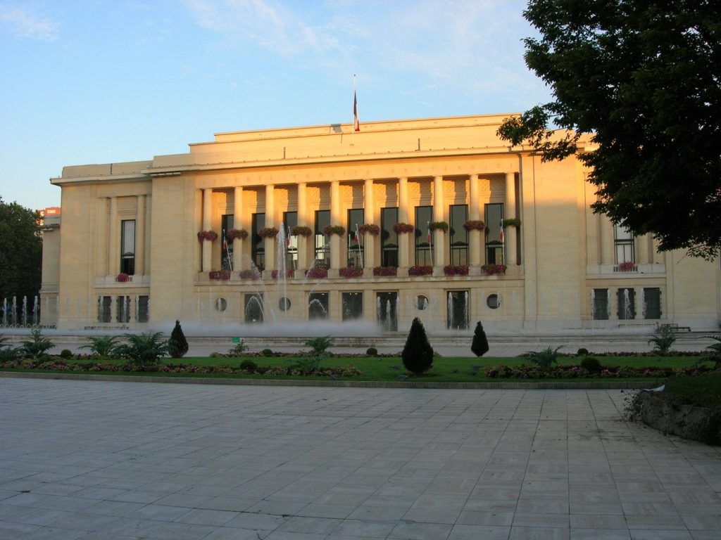 La_mairie_de_Puteaux_le_matin – Puteaux Culture